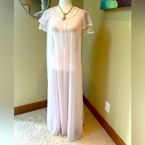 Val Mode | Intimates & Sleepwear | Vintage Val Mode Light Blush Pink ...